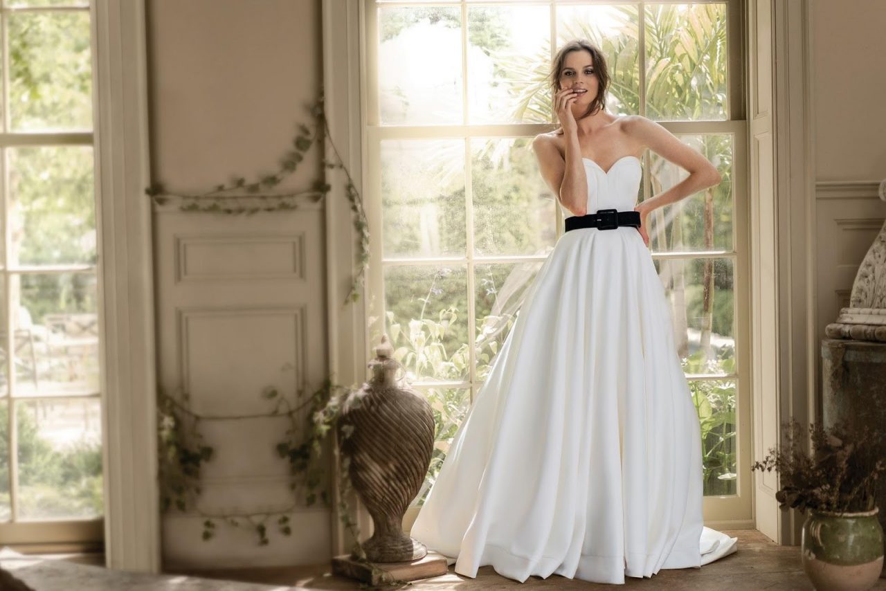 Timeless Elegance of Justin Alexander's 2018 Campaign - Bridal Times